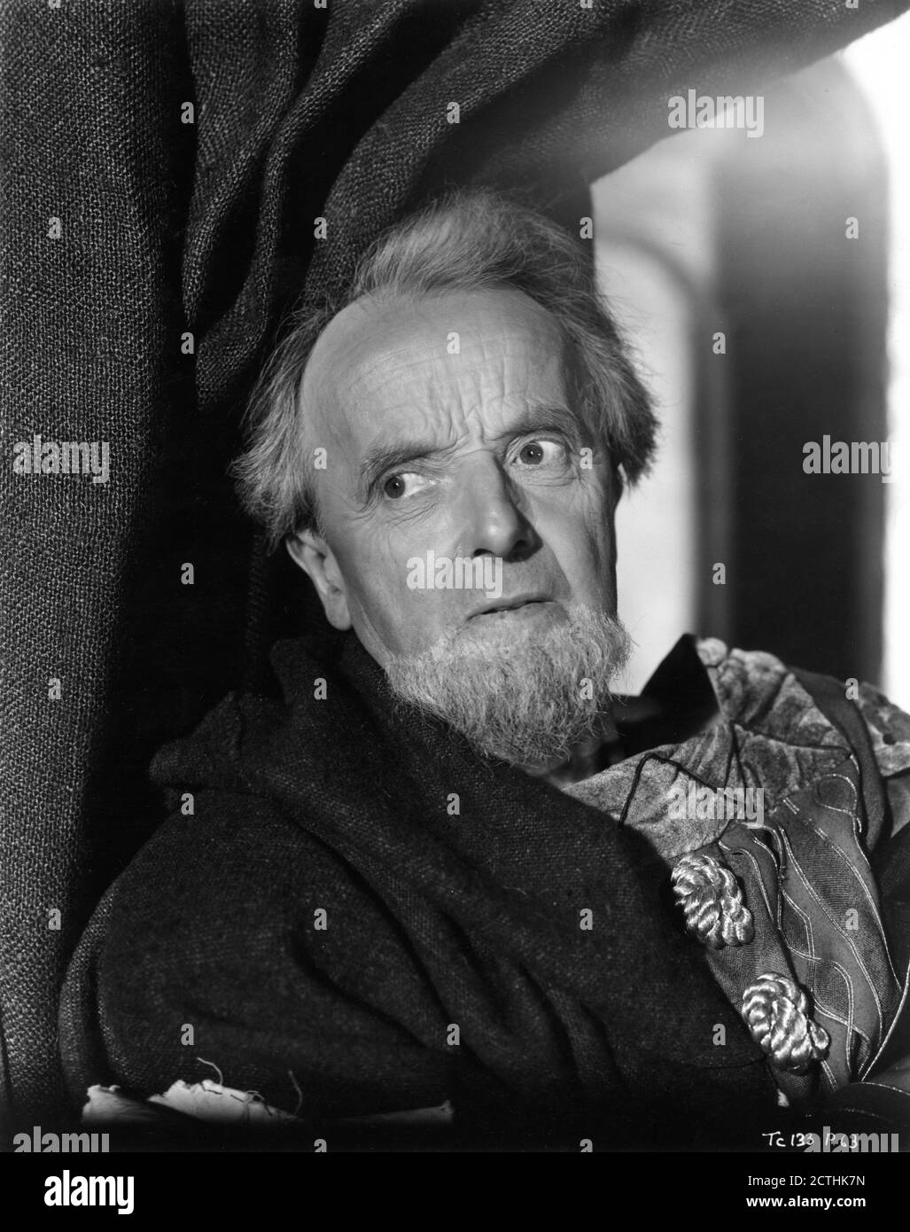 HARCOURT WILLIAMS Portrait as the First Player in HAMLET 1948 director ...