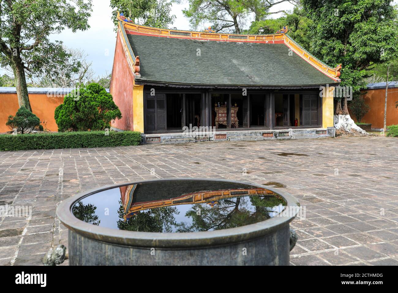 To Mieu Temple Complex, Imperial City of Hue, Vietnam, Indochina ...