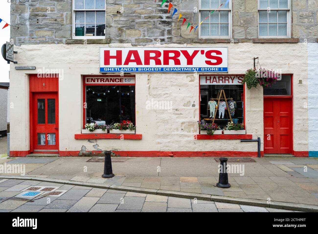 Shetland islands lerwick shops hi-res stock photography and images - Alamy