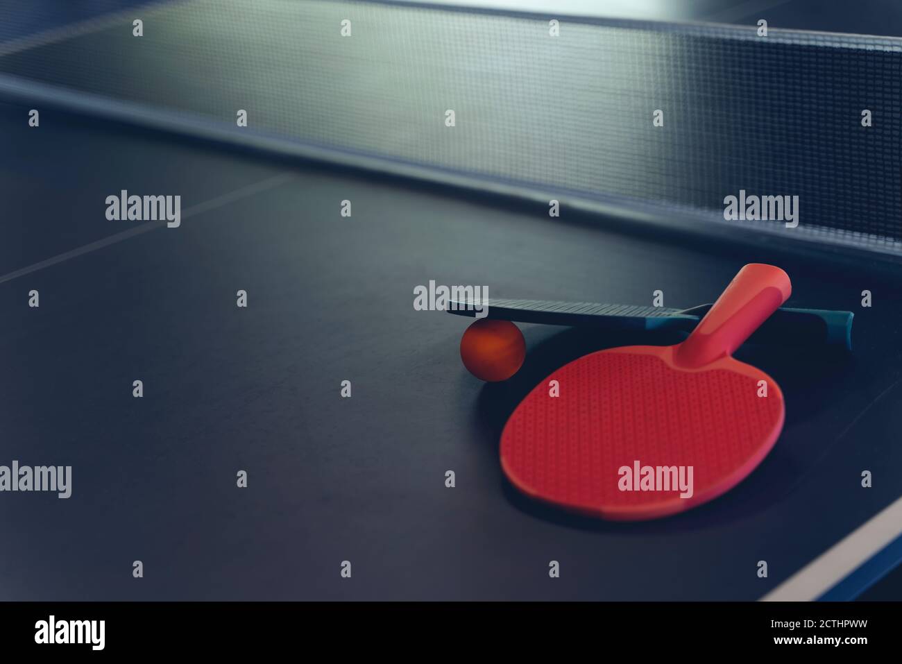 White ping pong ball in hi-res stock photography and images - Alamy