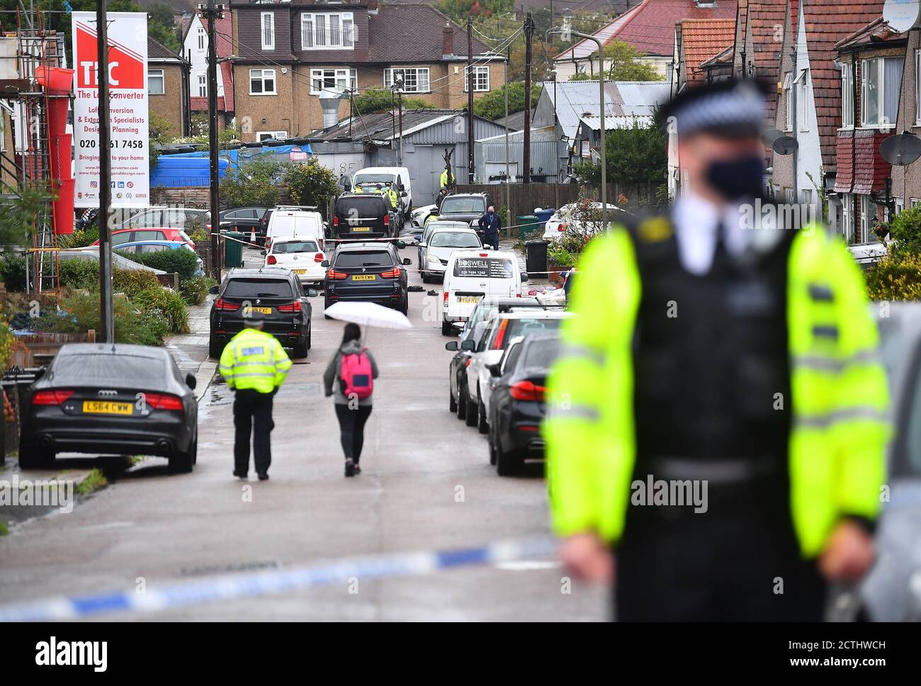Police raid in north london hi-res stock photography and images - Alamy