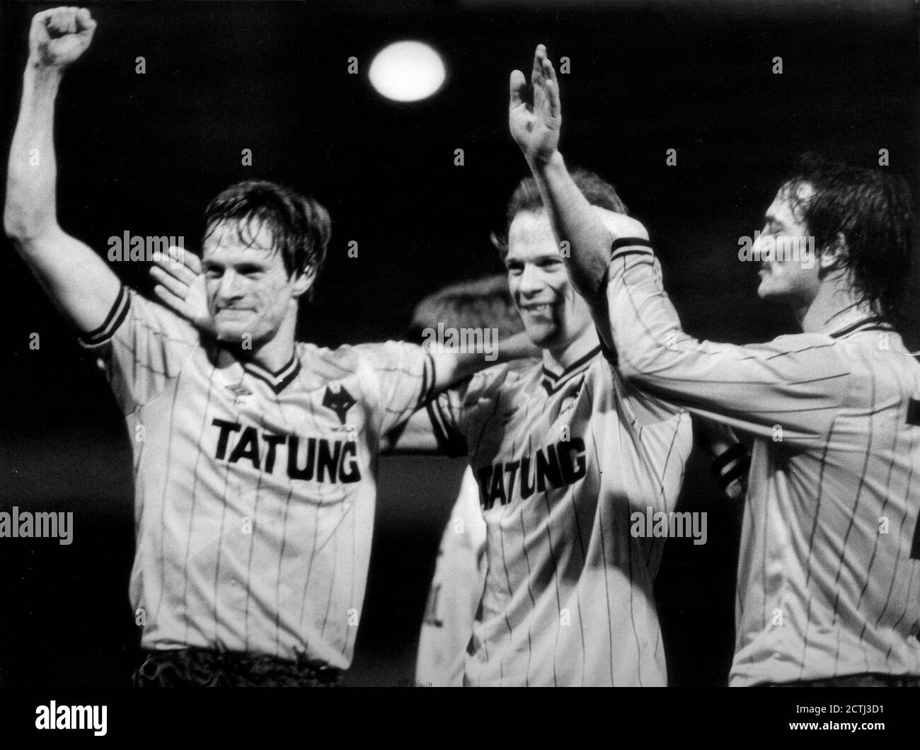 Wolverhampton Wanderers footballers Mel Eves, Andy Gray and Kenny ...