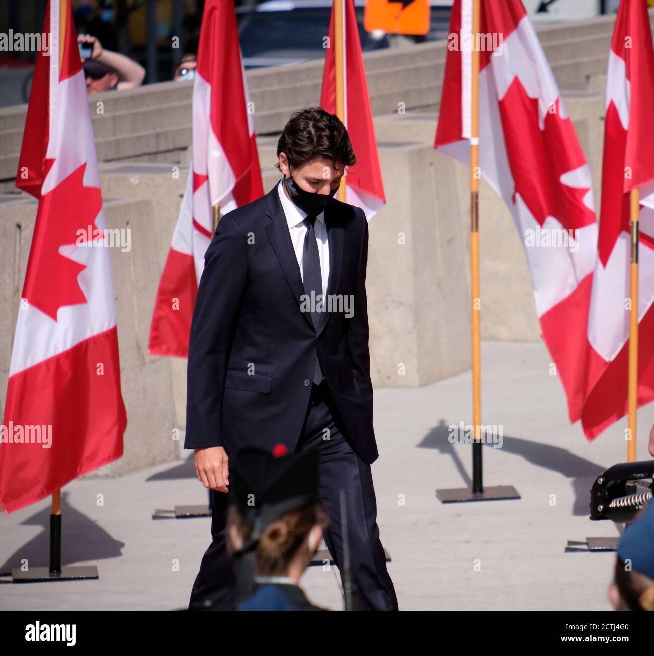 Throne speech hi-res stock photography and images - Alamy