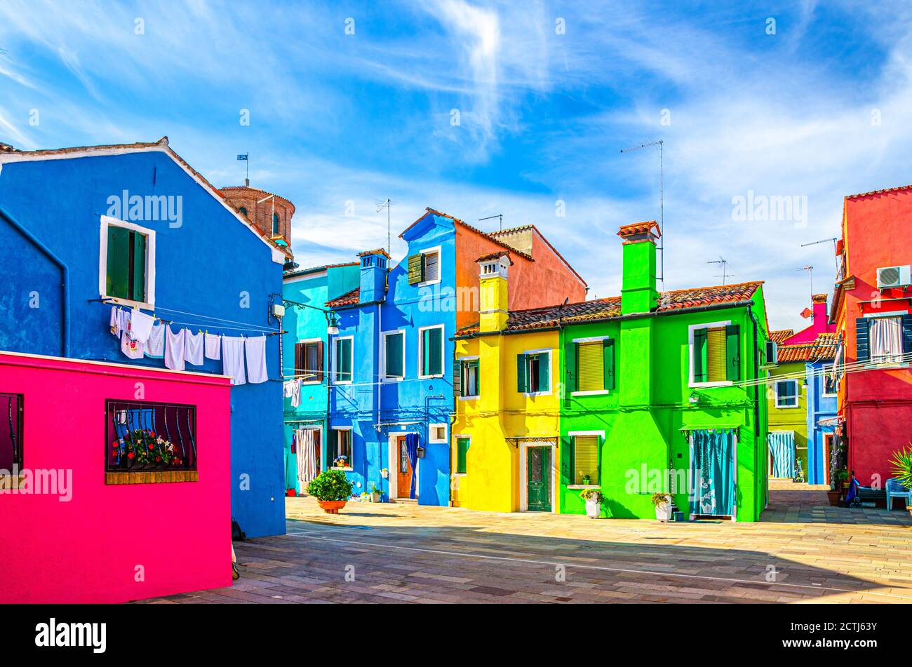 Small Town Square High Resolution Stock Photography and Images - Alamy