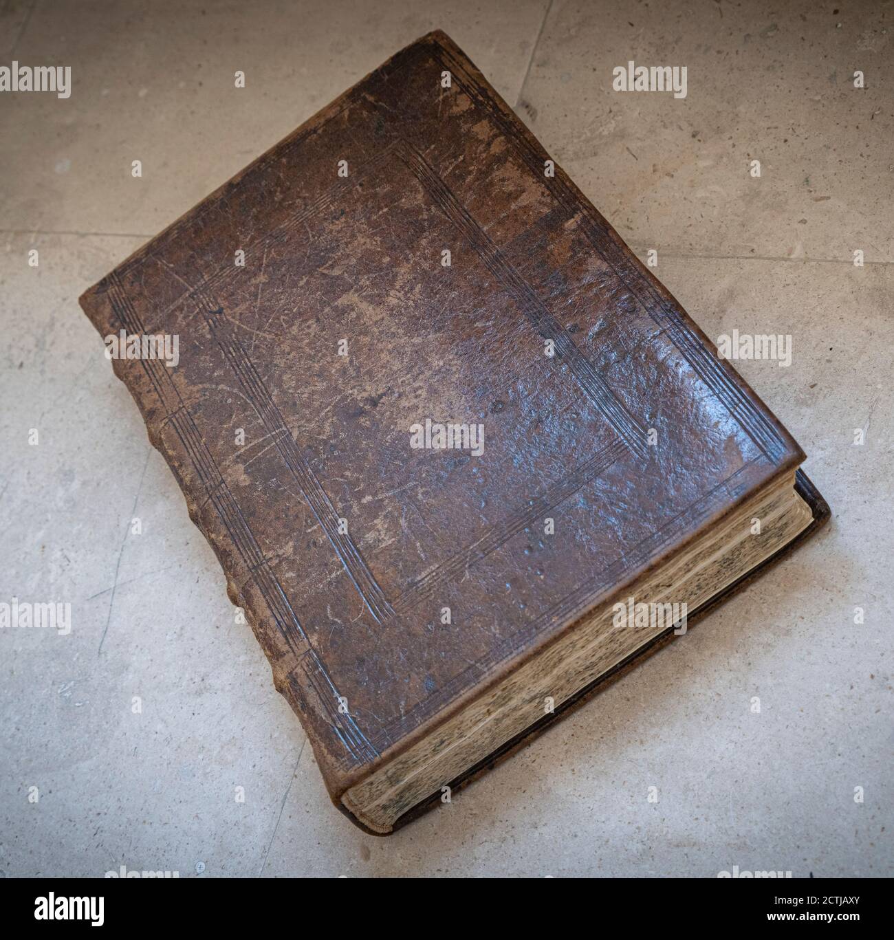 18th century library hi-res stock photography and images - Alamy
