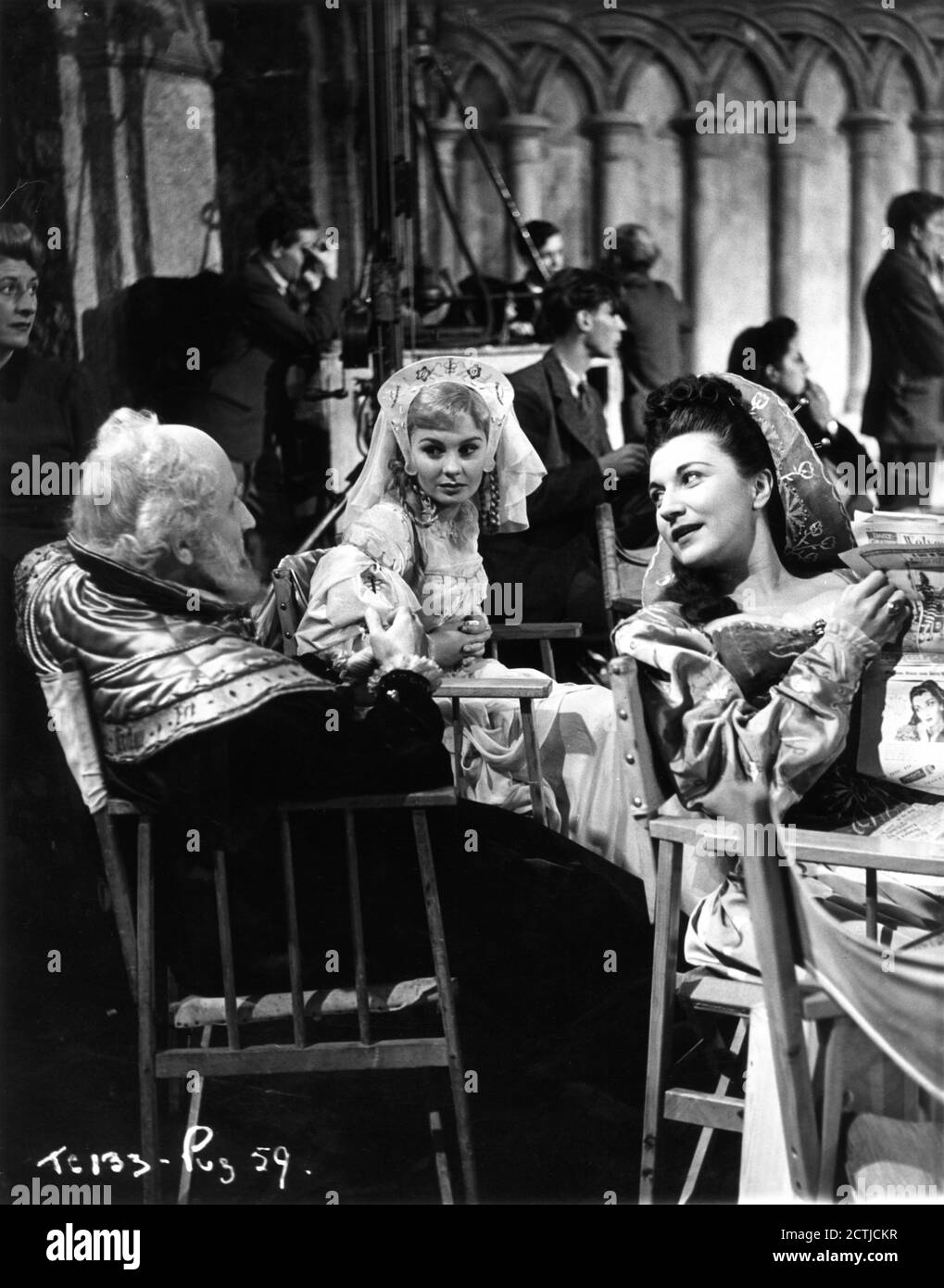 FELIX AYLMER JEAN SIMMONS and EILEEN HERLIE with Film Crew in ...