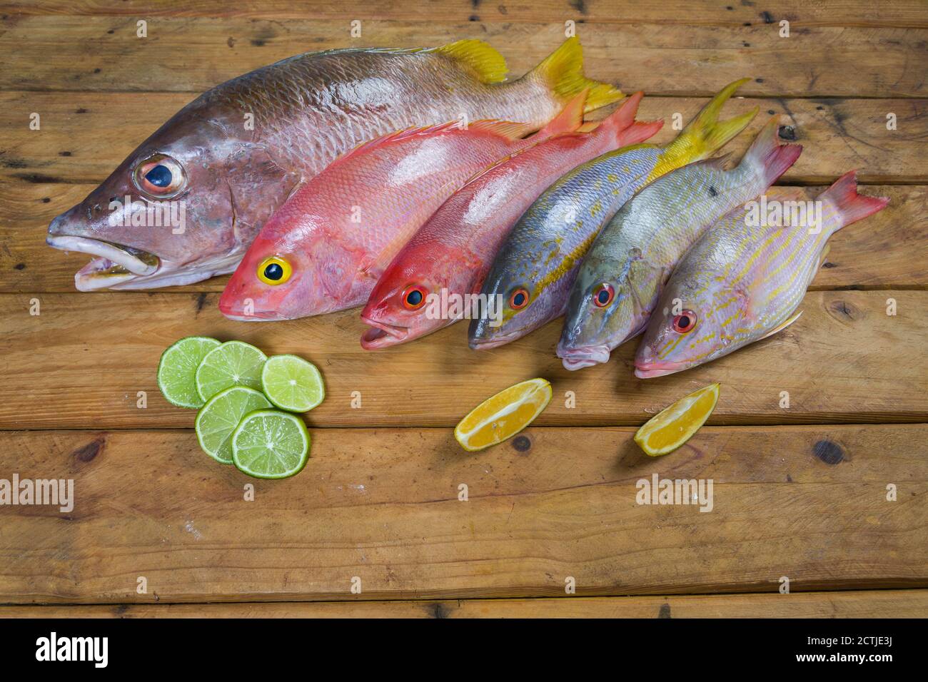 Raw healthy food hi-res stock photography and images - Alamy