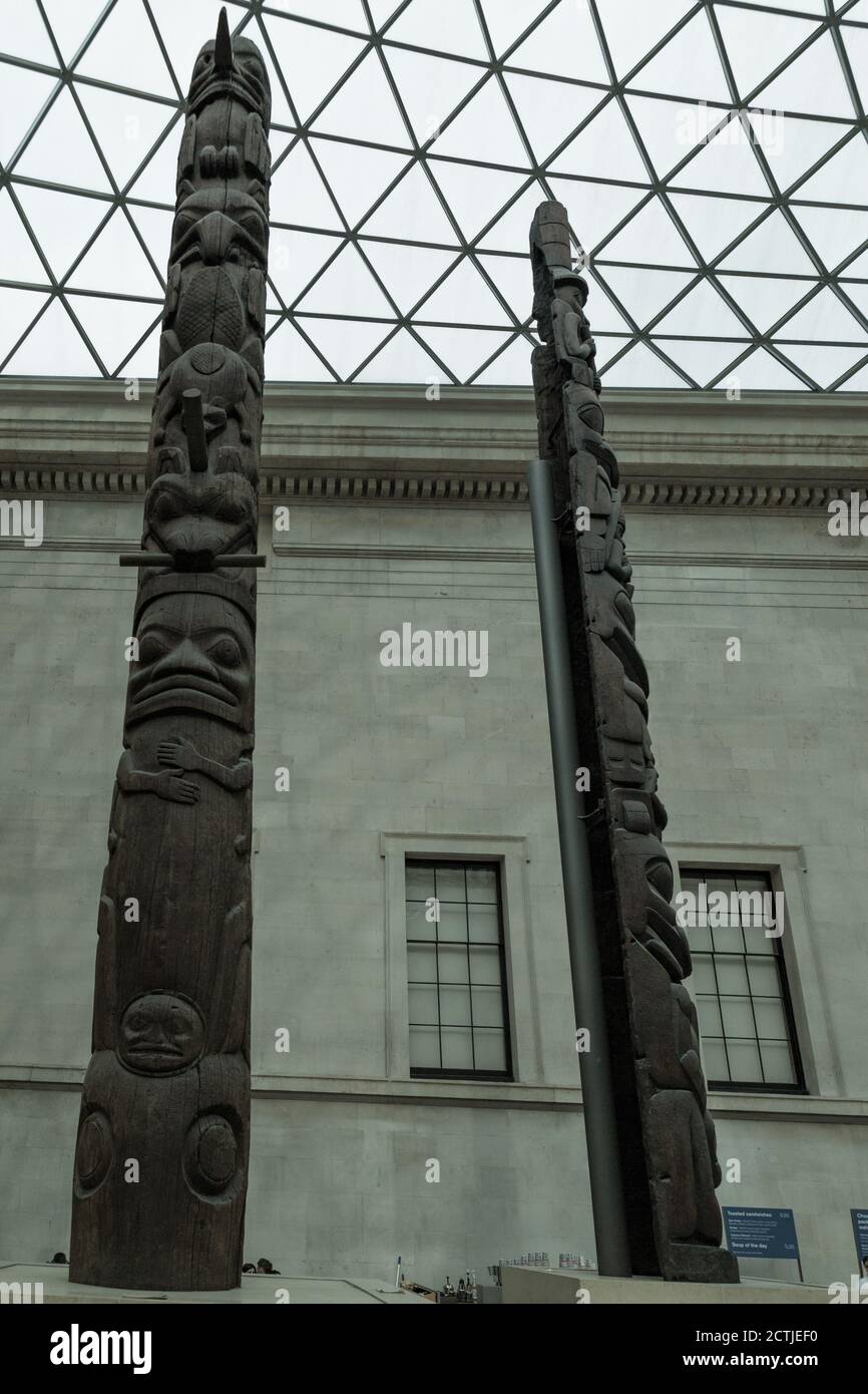 Totem pole column hi-res stock photography and images - Alamy