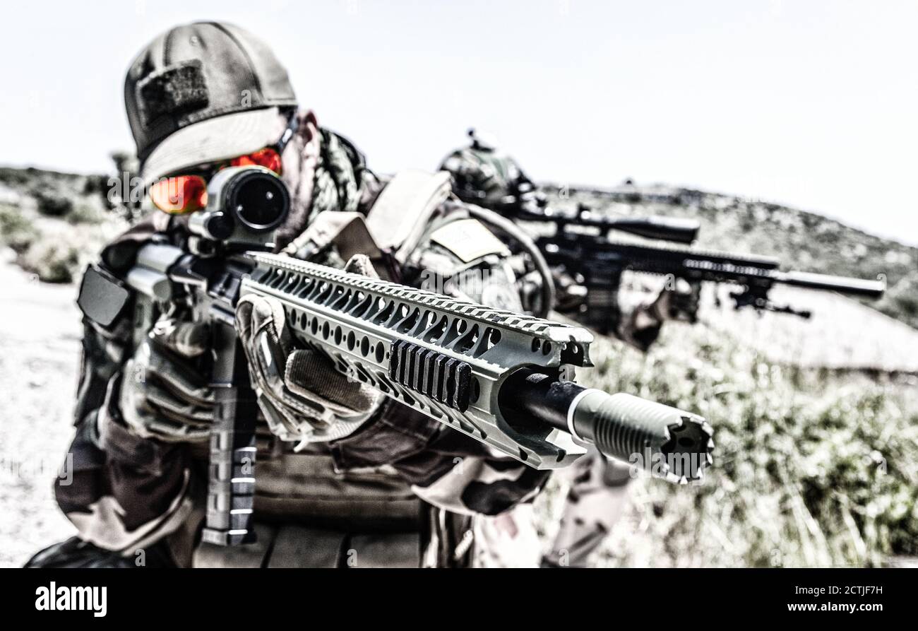 Commando team fighters, special operations or anti terrorist squad ...