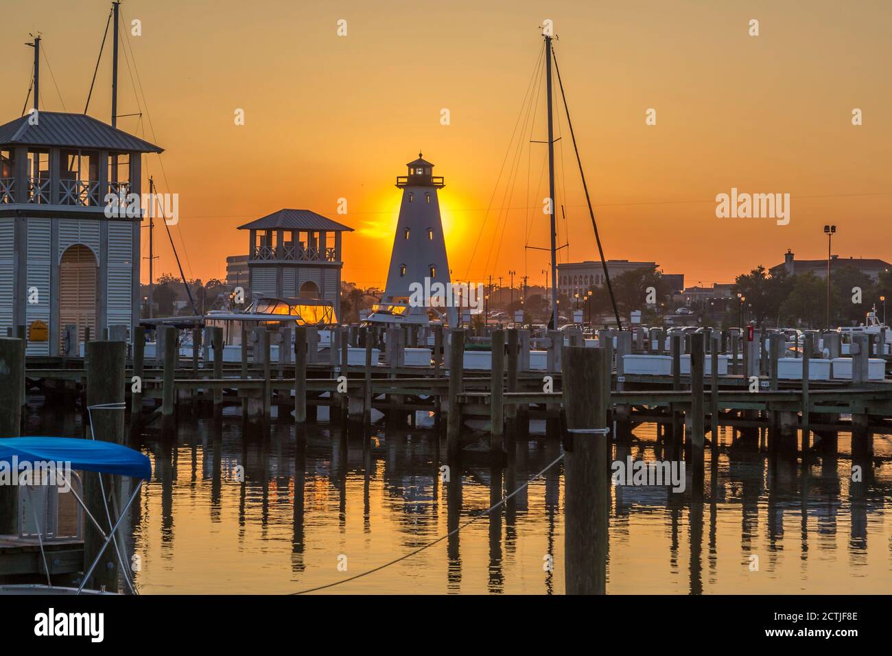 Coastal boats hi-res stock photography and images - Alamy