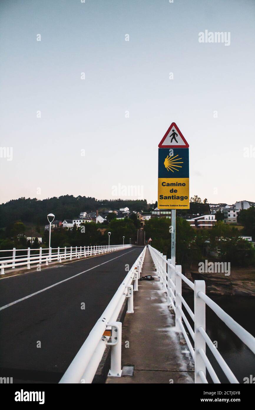 road to santiago sign on a portomarin bridge Stock Photo - Alamy