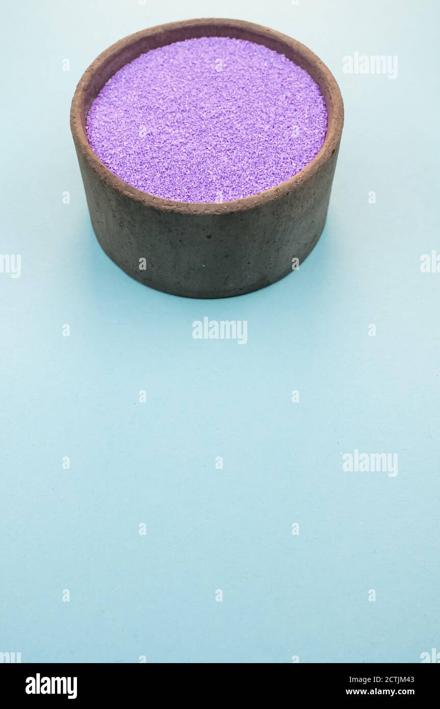 Colored sand art for kids hi-res stock photography and images - Alamy