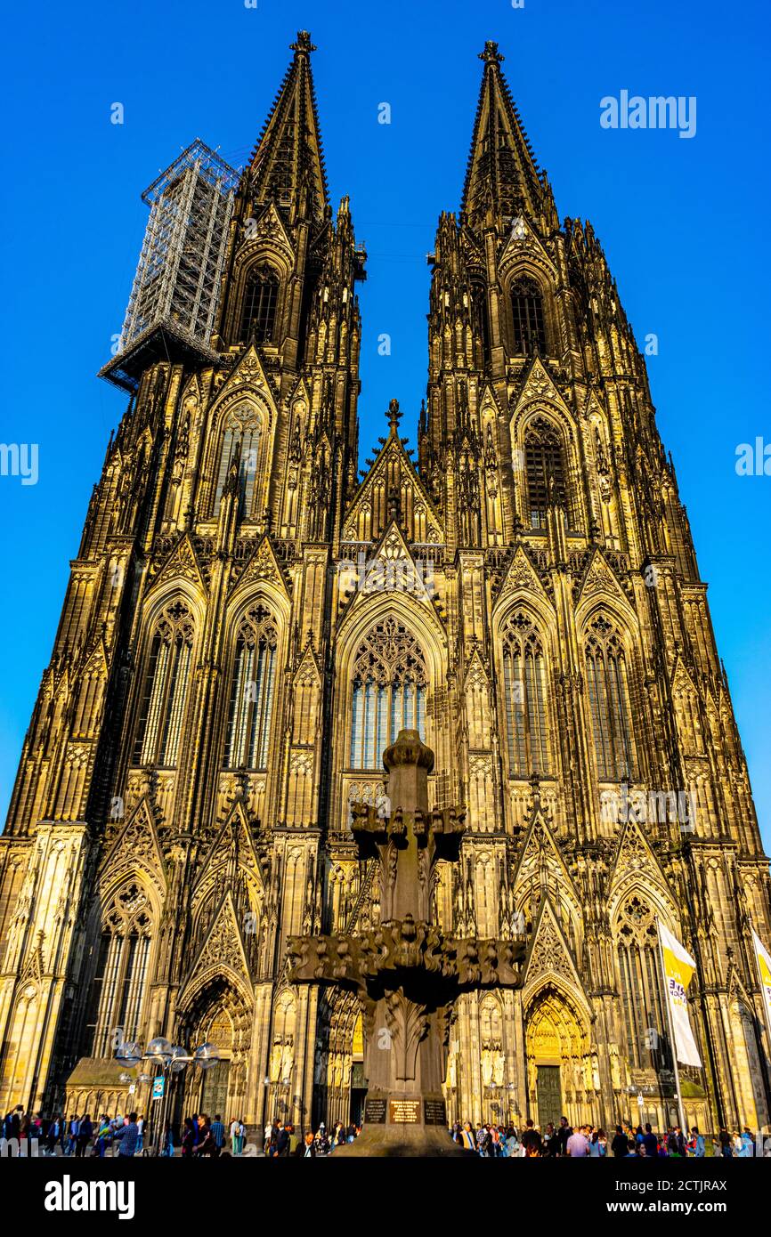 Vertical shot of Cologne Cathedral in Germany Stock Photo - Alamy