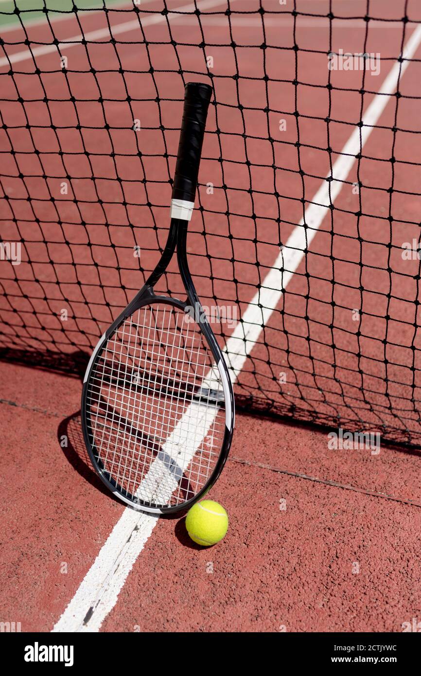 Tennis racket with ball hi-res stock photography and images - Alamy