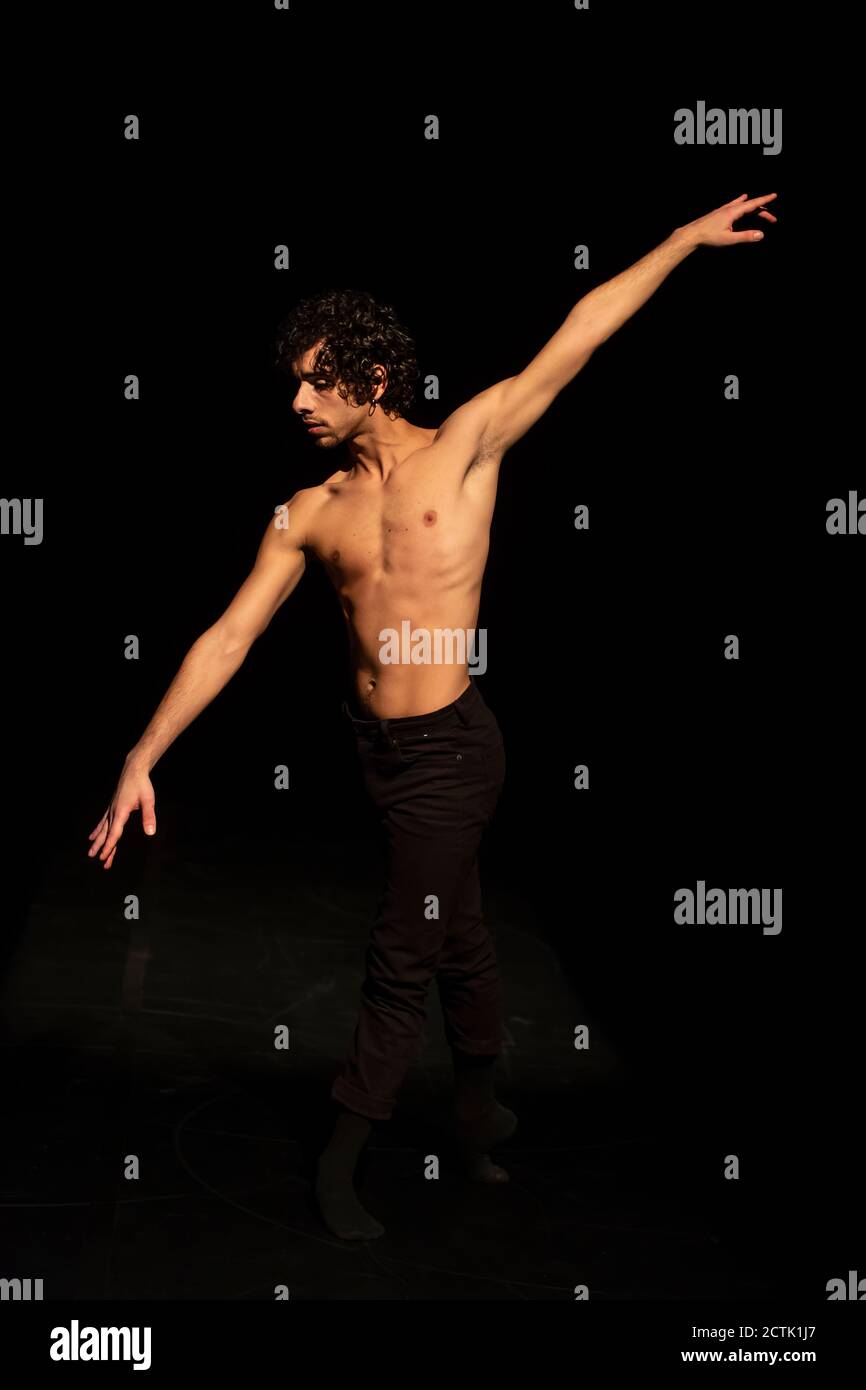 Male Dancer Stage High Resolution Stock Photography and Images - Alamy