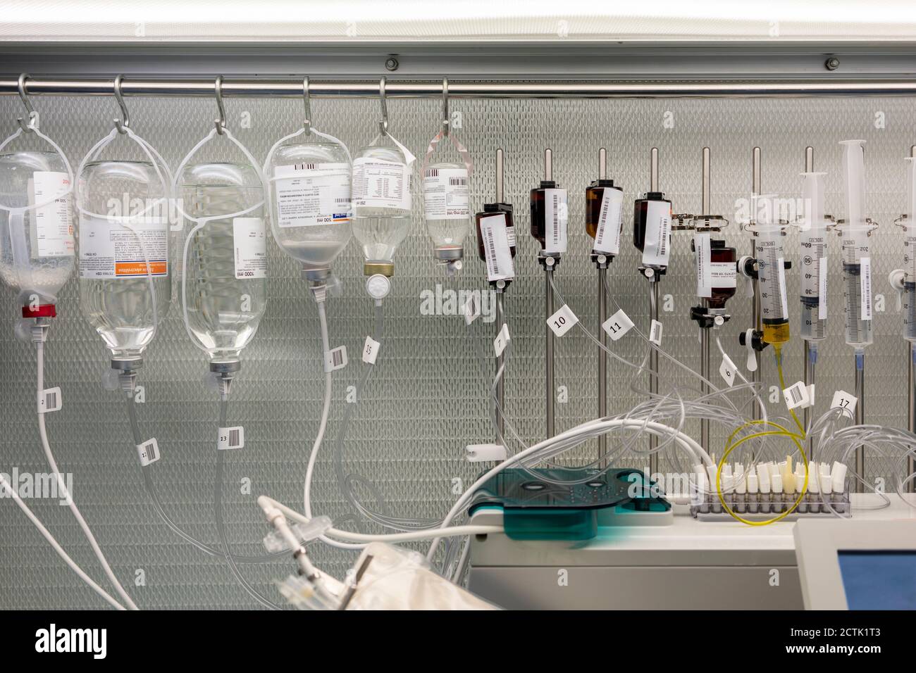 Lab Wall New Displays In College Of Engineering Labs Draw Connections