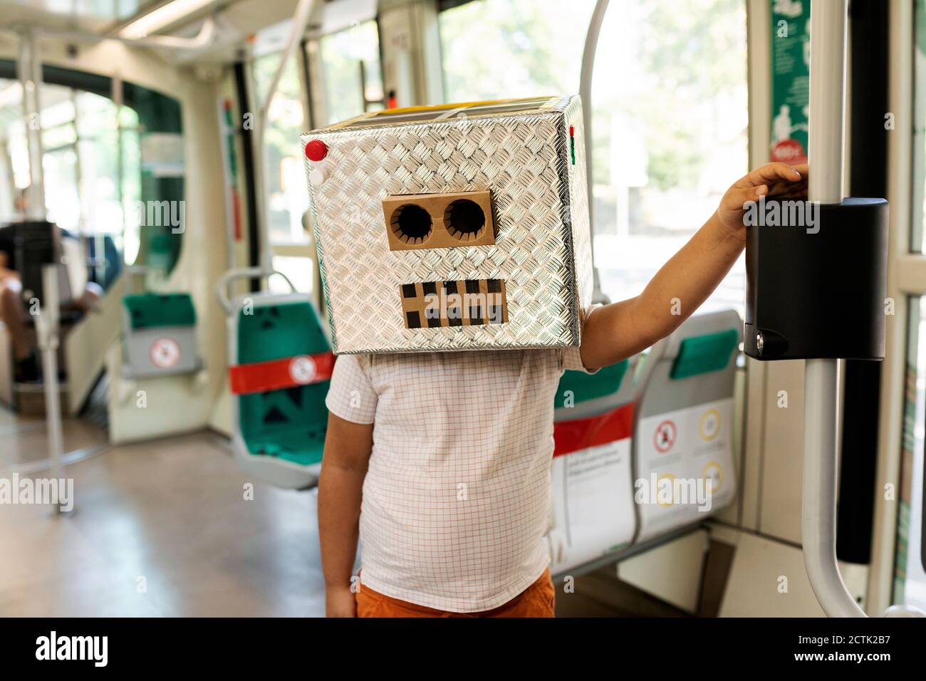 Traffic robot hi-res stock photography and images - Alamy