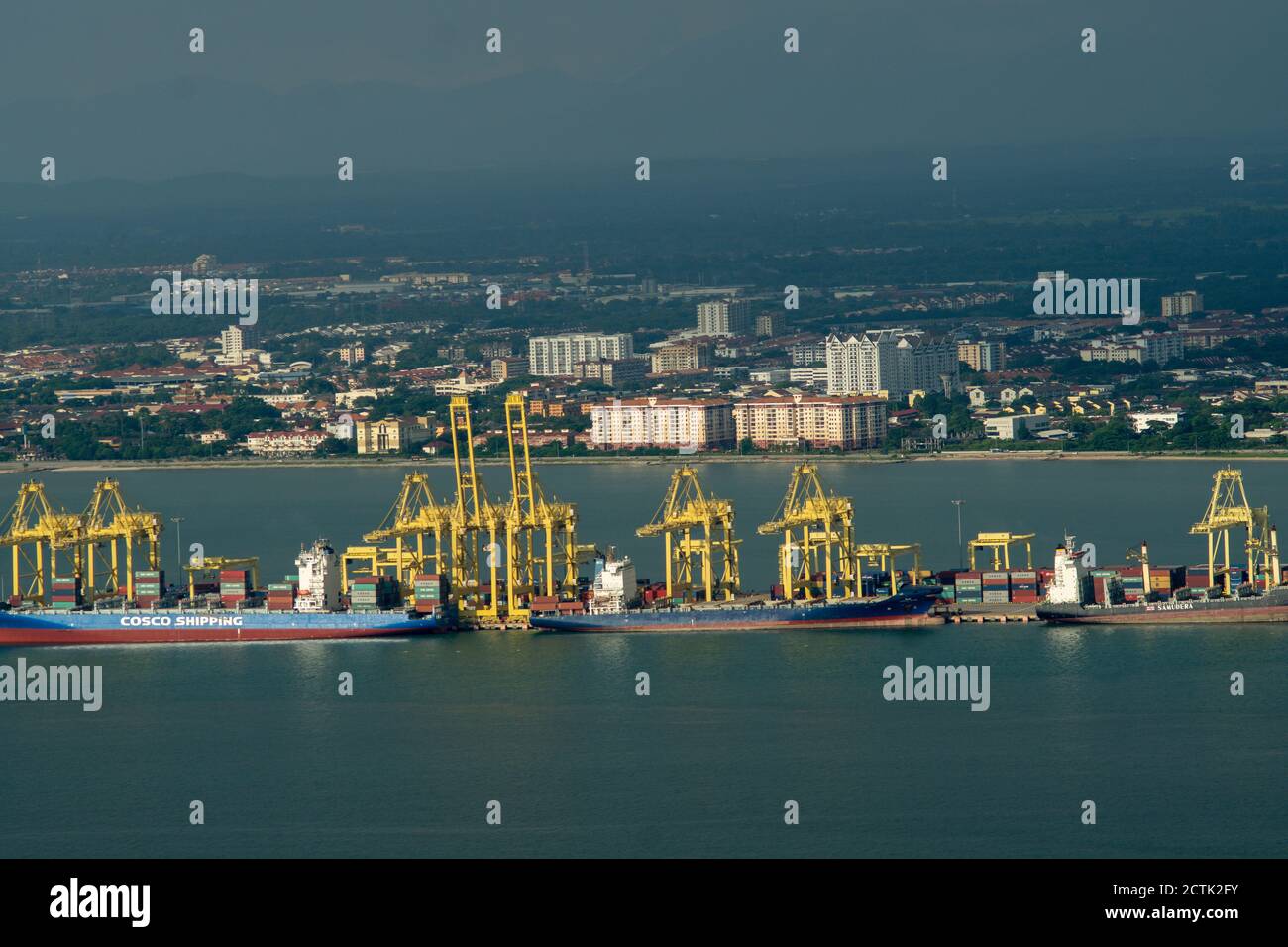 Shipping container terminal hi-res stock photography and images - Alamy