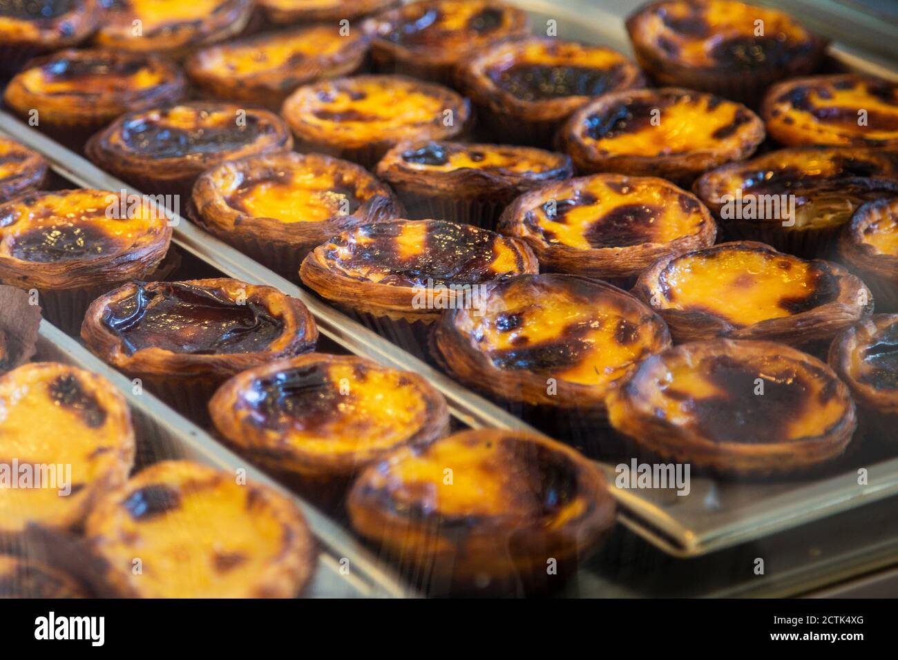 Pastel de nata cake hi-res stock photography and images - Alamy