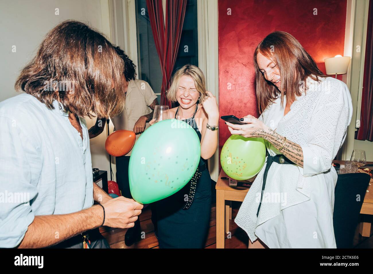 Dancing home party hi-res stock photography and images - Alamy