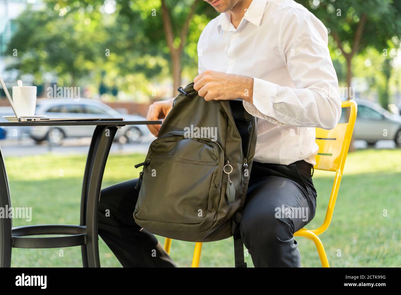 Backpack chair hi-res stock photography and images - Alamy