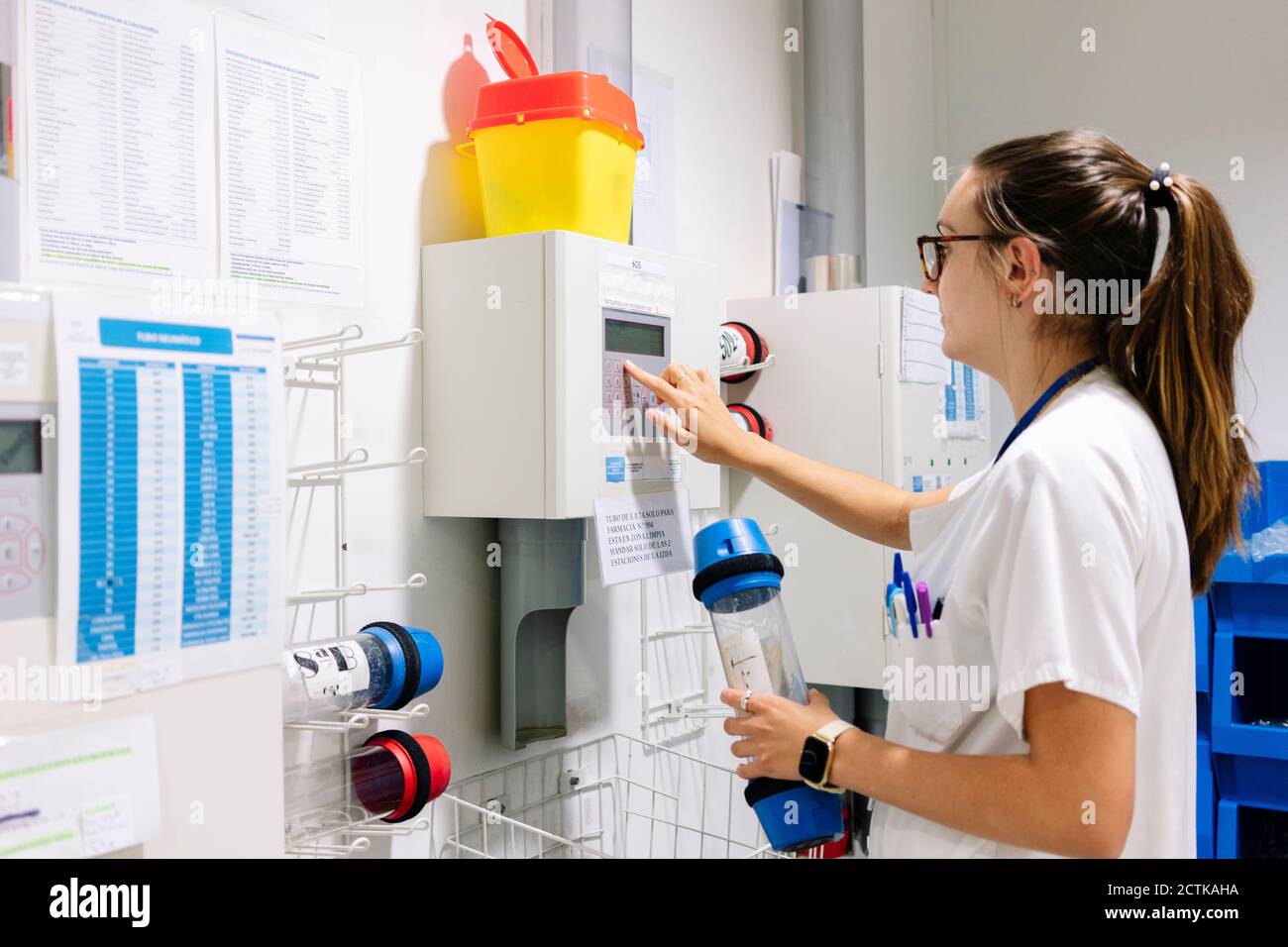 Hospital pneumatic tube system hi-res stock photography and images - Alamy