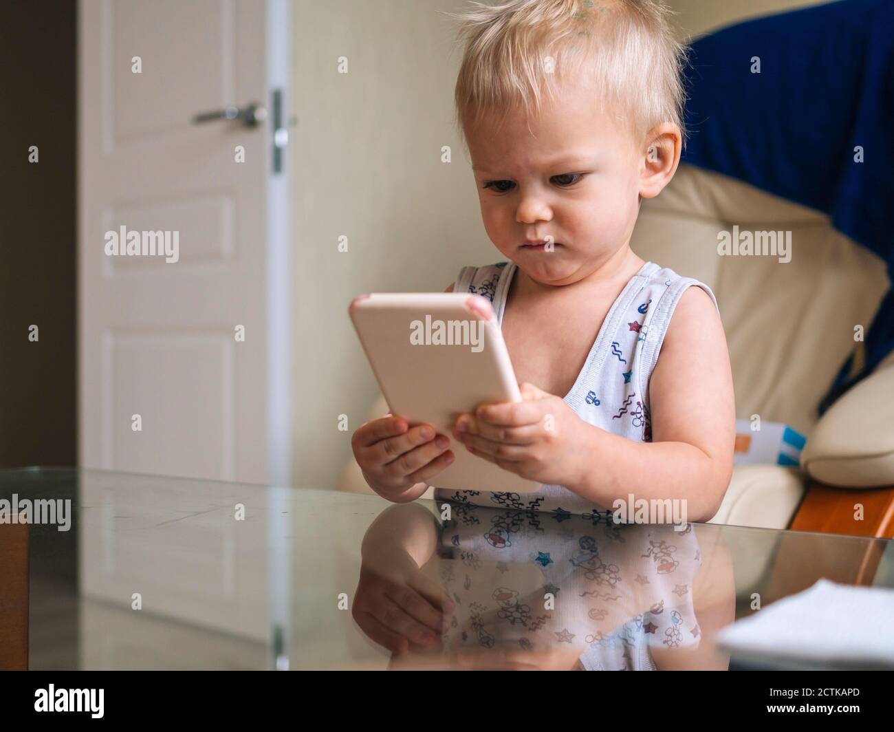 Smart baby hi-res stock photography and images - Alamy