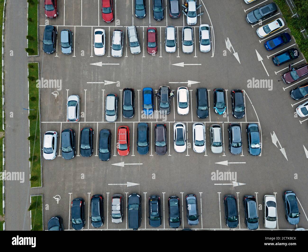 Aerial view of cars hi-res stock photography and images - Alamy