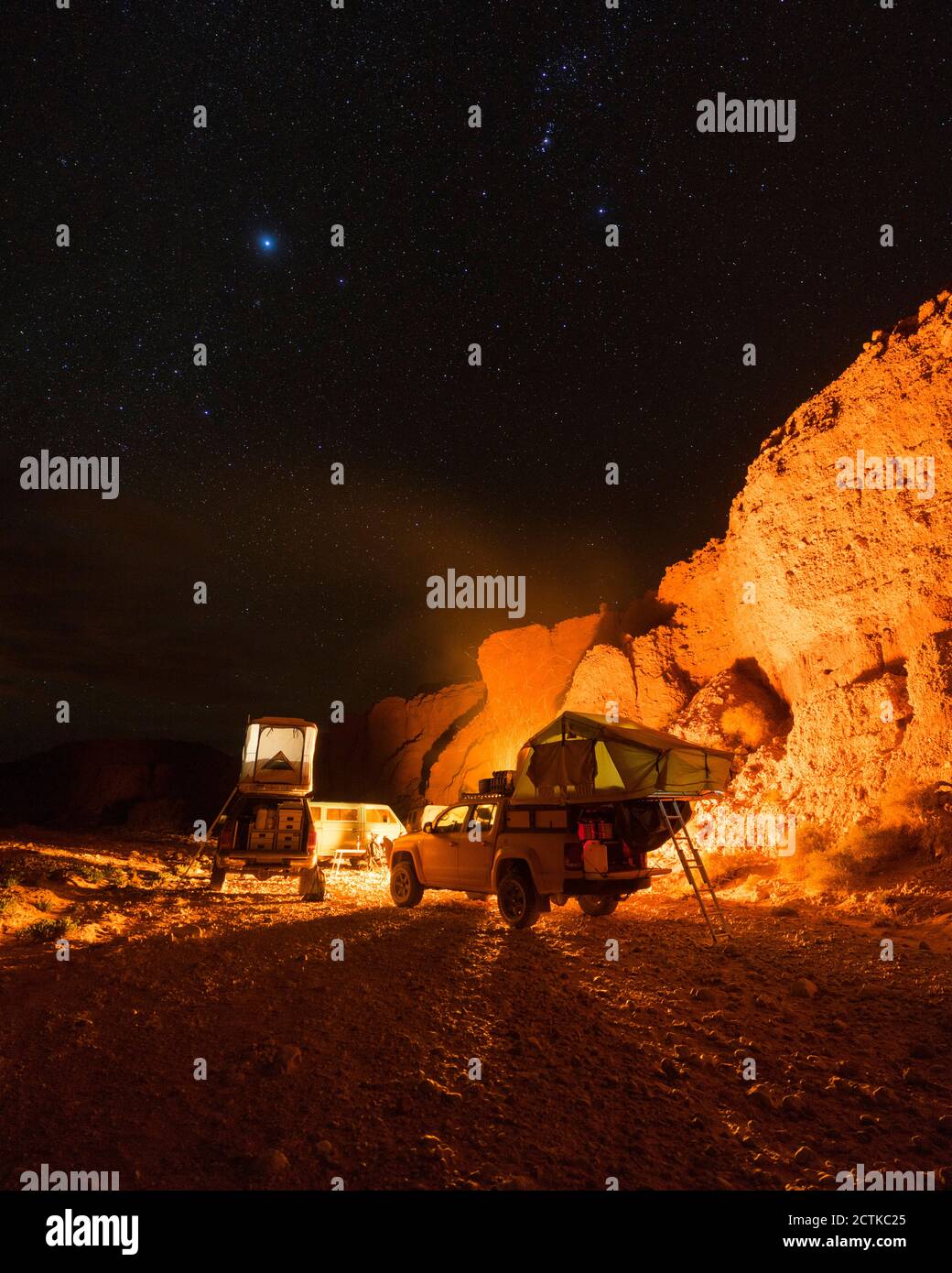 Desert night camp hi-res stock photography and images - Alamy