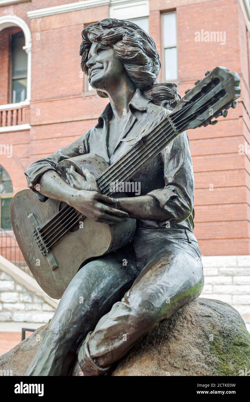 Parton Dolly High Resolution Stock Photography and Images - Alamy
