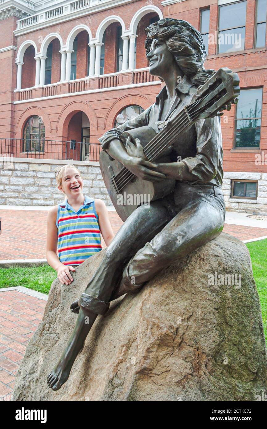Parton Dolly High Resolution Stock Photography and Images - Alamy