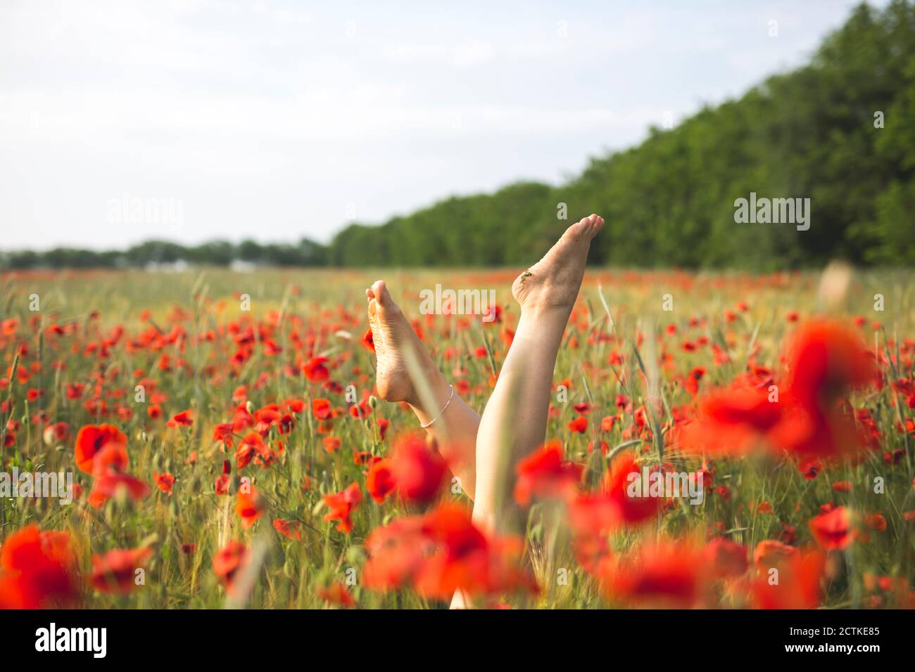 Woman feet up hi-res stock photography and images - Alamy