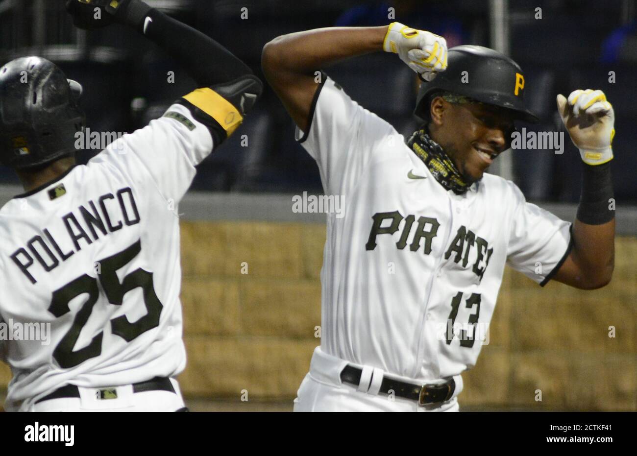 Ke'bryan hayes pirates hi-res stock photography and images - Alamy