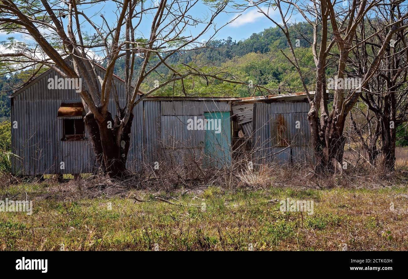 Old house rusting tin hi-res stock photography and images - Alamy
