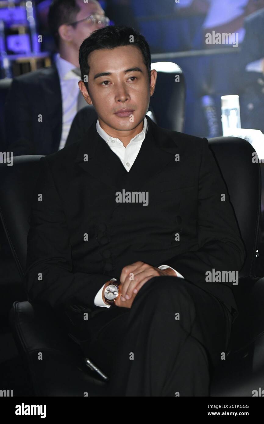 Actor luo jin hi-res stock photography and images - Alamy