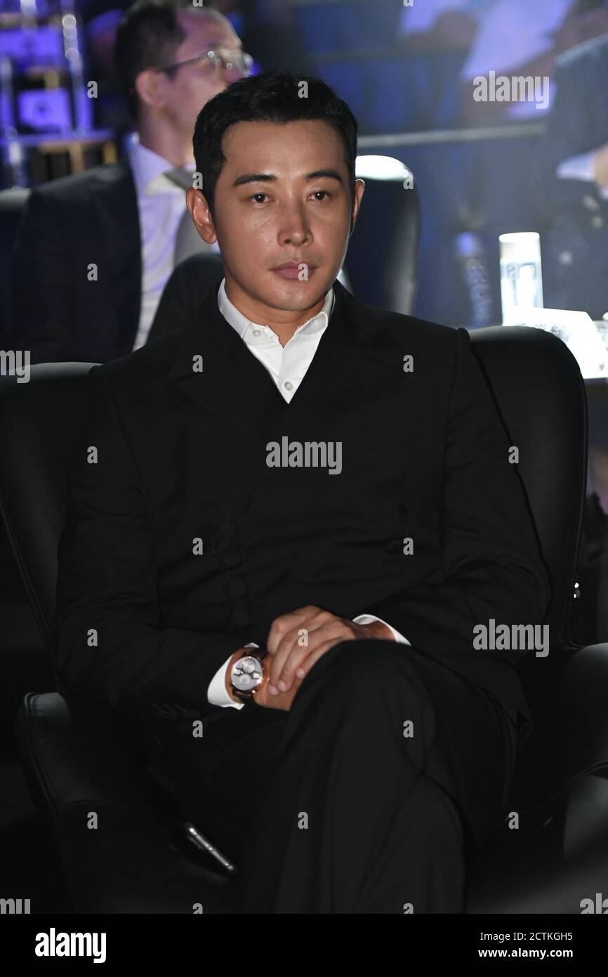 Actor luo jin hi-res stock photography and images - Alamy