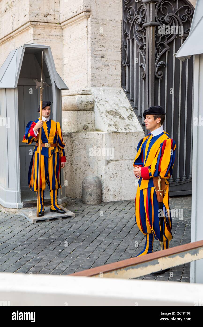 Vatican City State, Europe. Pontifical Swiss guards outside of St ...