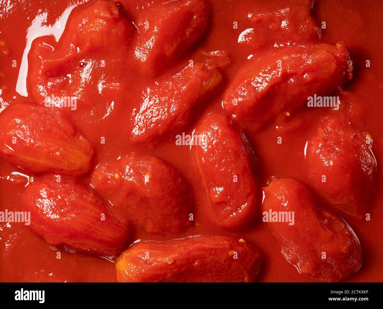 Can tomato puree can tomato puree hi-res stock photography and images ...