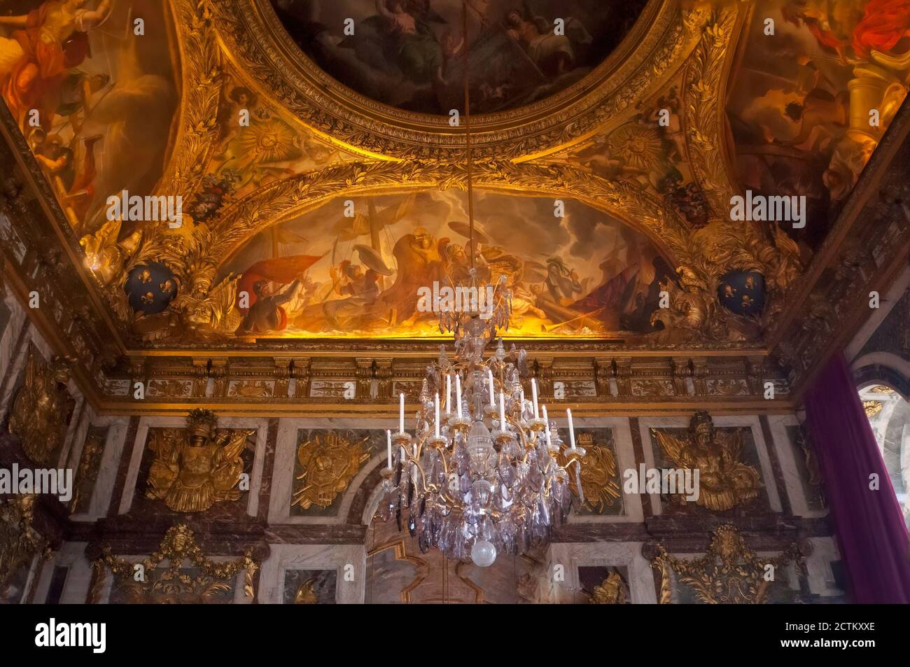 Ceiling Pillars Paintings High Resolution Stock Photography and Images ...