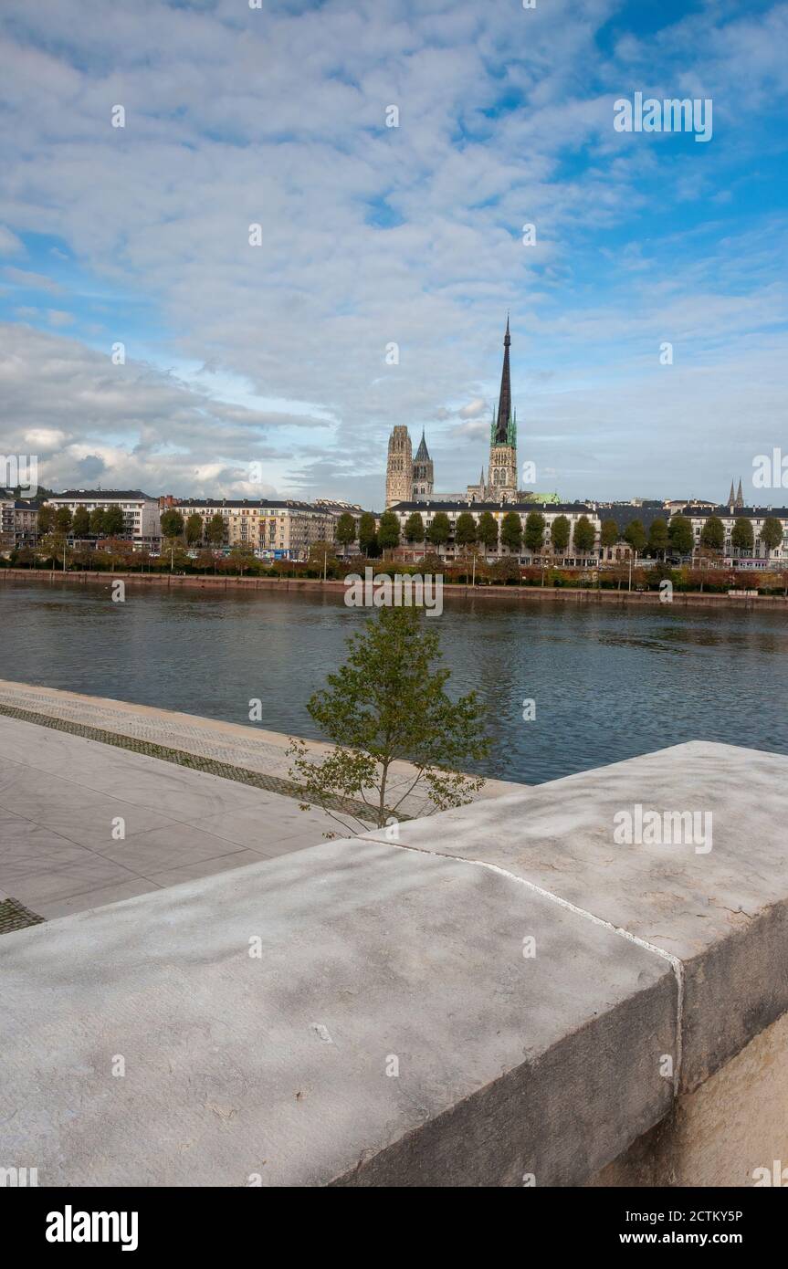 Rouen river hi-res stock photography and images - Alamy