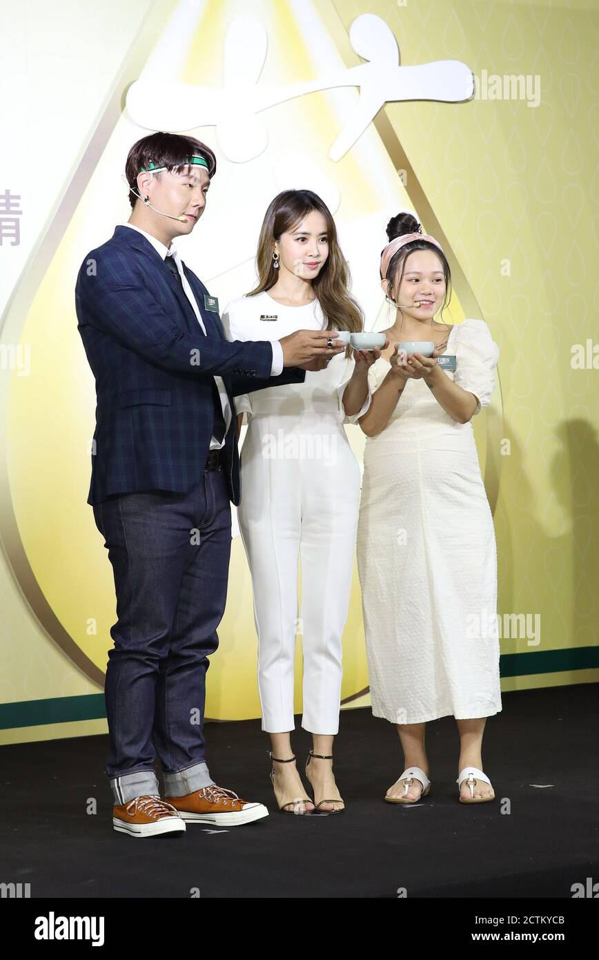 Taipei. 23rd Sep, 2020. Jolin promotes for a brand chicken essence and ...