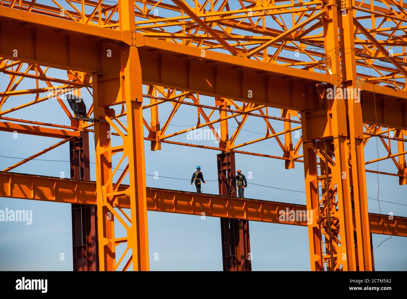 Work at high altitude hi-res stock photography and images - Alamy
