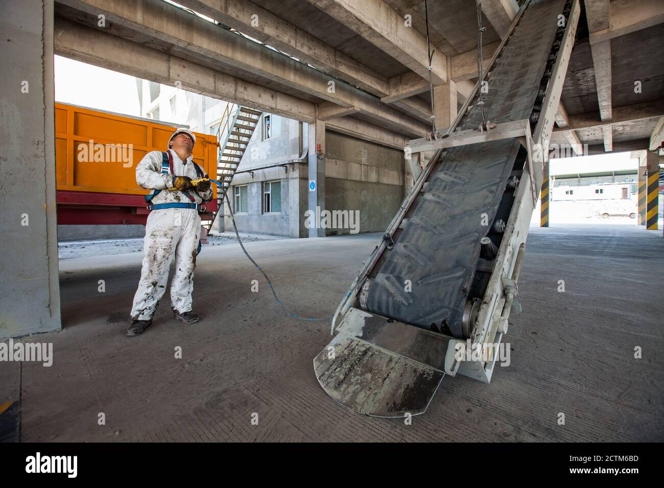 Dirty overalls hi-res stock photography and images - Alamy