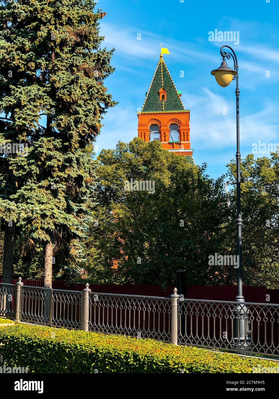 Colorful flowers in Moscow Kremlin gardens. Moscow, Russia Stock Photo ...