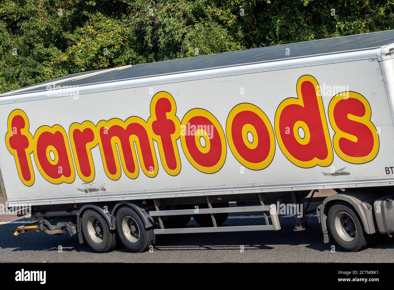 Heavy haul trunkers hi-res stock photography and images - Alamy