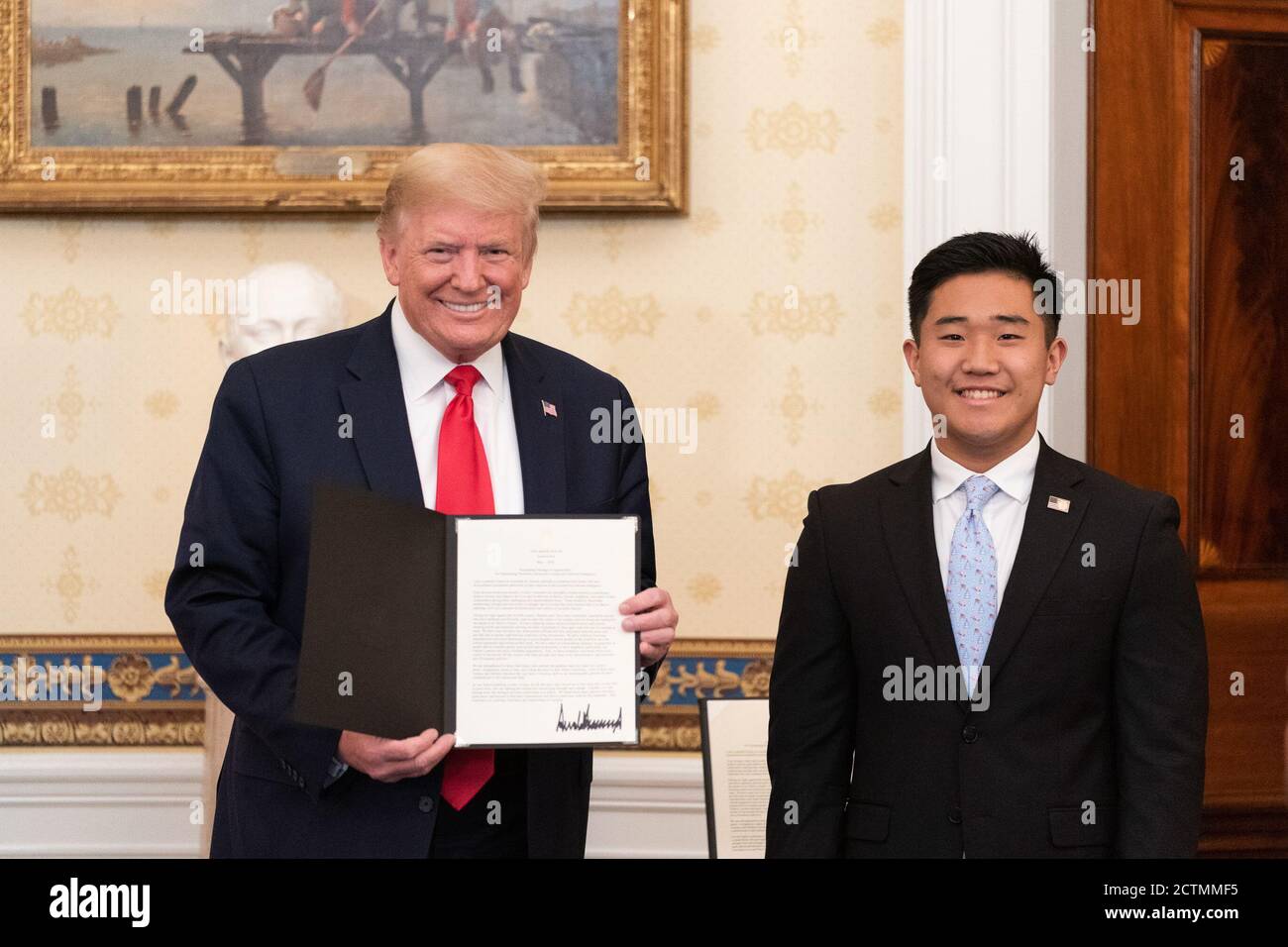 Pilot recognition hi-res stock photography and images - Alamy