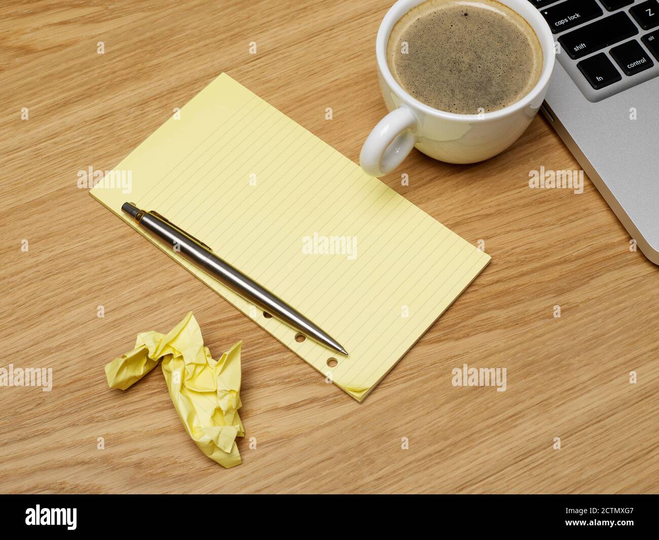 to do list on desk Stock Photo - Alamy