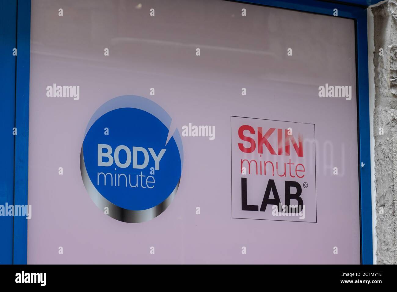 Bodyminute hi-res stock photography and images - Alamy