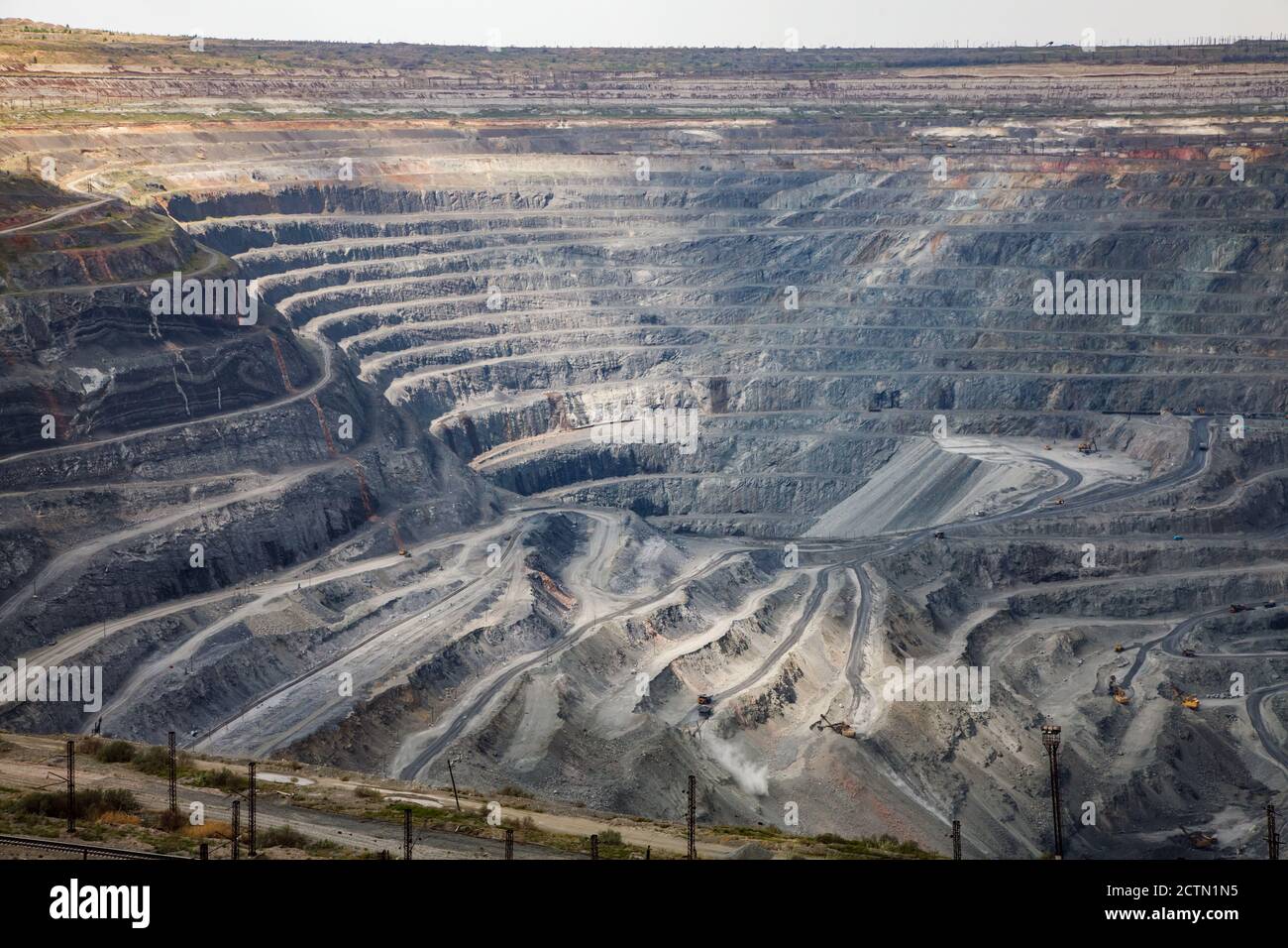 Giant excavator in open pit mine hi-res stock photography and images ...