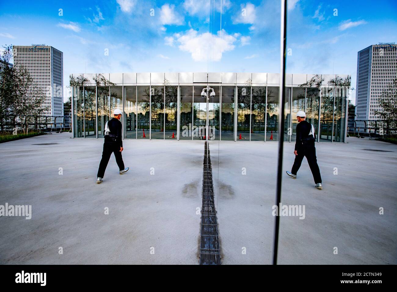 Mirror building mvrdv hi-res stock photography and images - Alamy